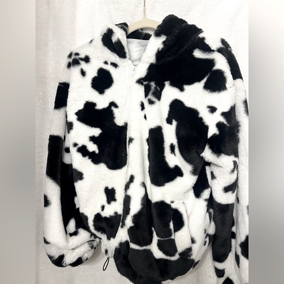 Jackets & Coats | Cow Print Furry Zip Up Jacket | Poshmark